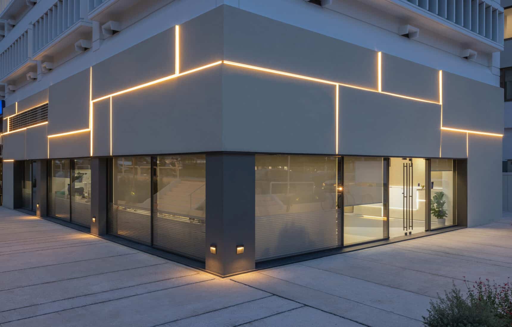 Modern office interior design: flexible and functional